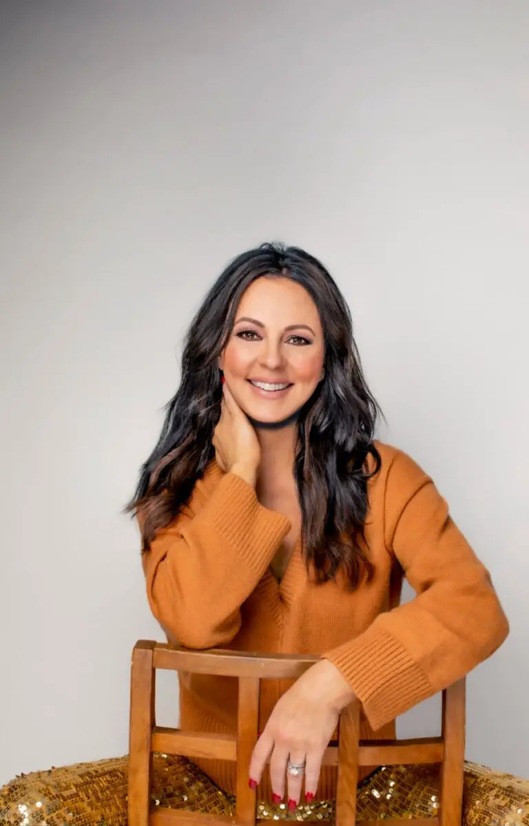Sara Evans Releases Personal and Honest ‘Born to Fly’ Memoir [EXCLUSIVE]