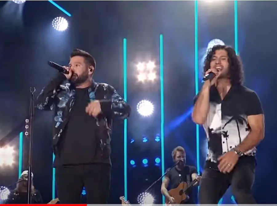 Dan + Shay Postpone Arena Tour Until 2021 Dan + Shay Postpone Arena Tour Until 2021
