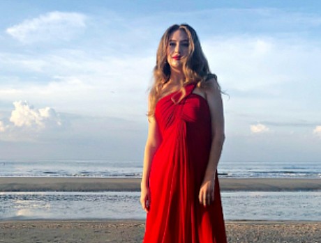 Rising Star Mary Kutter Vows to Release Positive Music: 'I Love Making ...