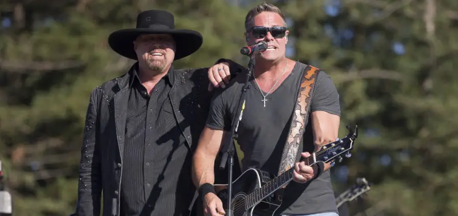 5 Years Ago: Montgomery Gentry's Troy Gentry Was Killed In a Helicopter ...
