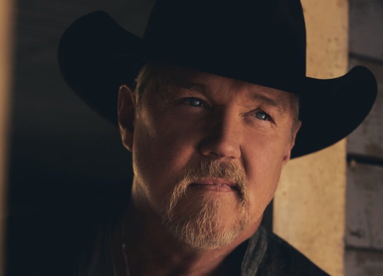 Trace Adkins Stars in ‘Desperate Riders’ Western Film [WATCH]