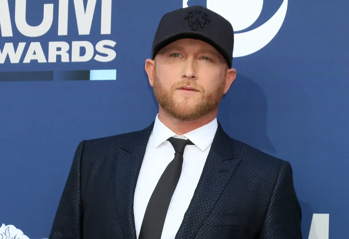 Cole Swindell's Mother Passes Away: 'Gonna Miss Her So Much'