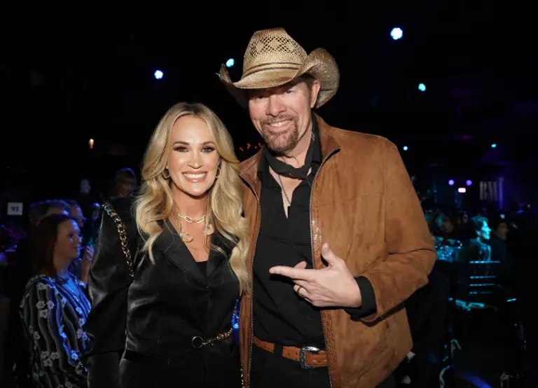 Toby Keith Honored By Carrie Underwood Eric Church At Bmi Awards