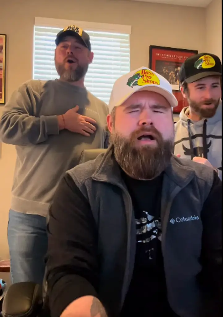 Todd Tilghman and The Swon Brothers Cover Collin Raye’s ‘Little Rock ...