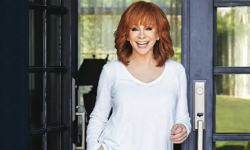 Reba McEntire Shares Details of Her New 'Not That Fancy' Book, Album