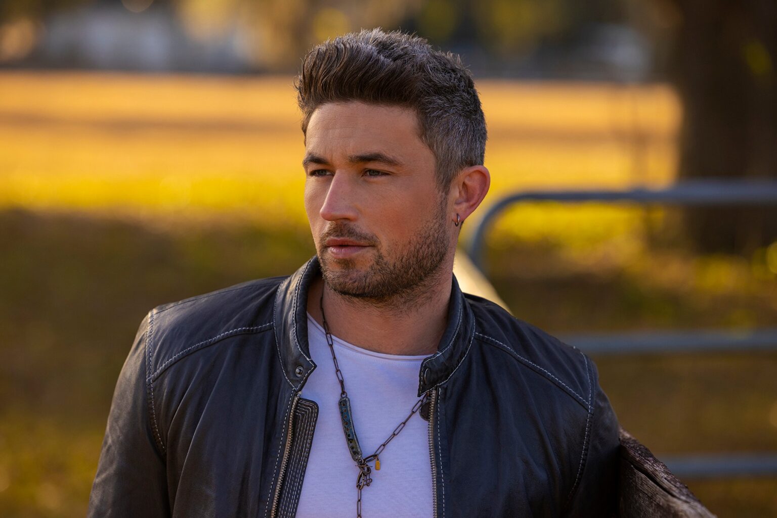 Michael Ray Announces Release of New Song, ‘We Should Get A Drink ...