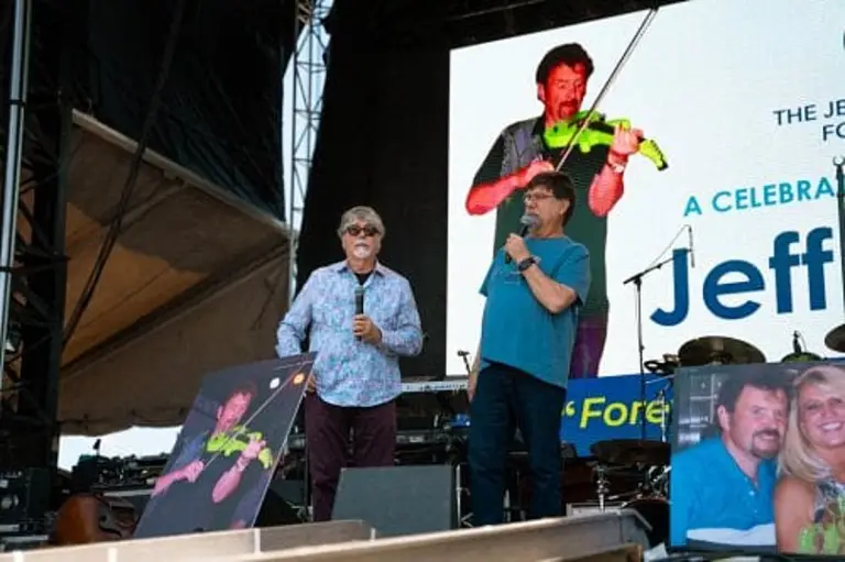 Alabama Joined by The Oak Ridge Boys for ‘Jesus and John Wayne’ [LISTEN]