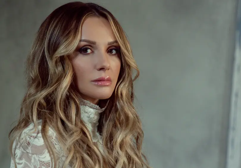 Carly Pearce's 'We Don't Fight Anymore' With Chris Stapleton: Story ...