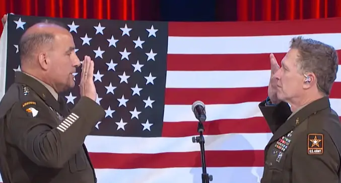 Craig Morgan Enlists In U.S. Army Reserve At the Grand Ole Opry [WATCH]