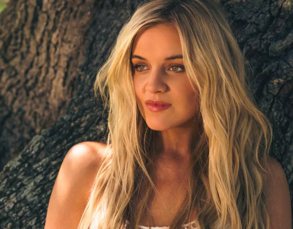 Kelsea Ballerini Drops Honest New EP, 'Mount Pleasant'