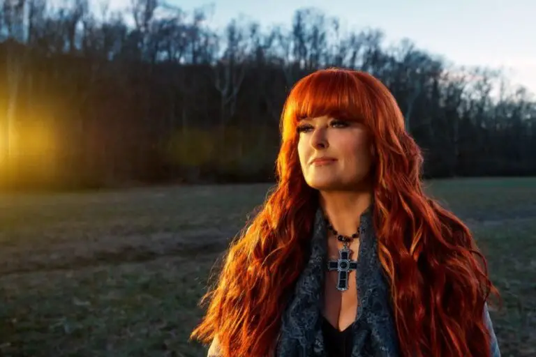Wynonna Judd Releases New Single, Announces Solo Album